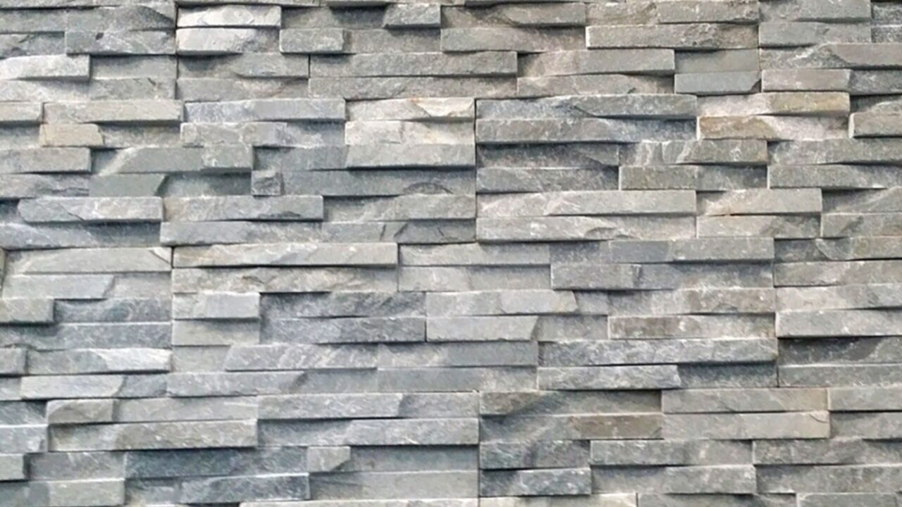 Cladding Tilеs vs. Traditional Siding: Choosing thе Bеst