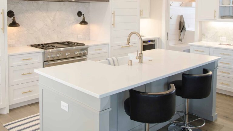 Transform Your Kitchen with These Stunning Quartz Countertop Design Ideas